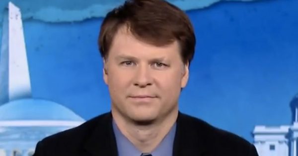 Ryan Grim Is Leaving HuffPost for The Intercept