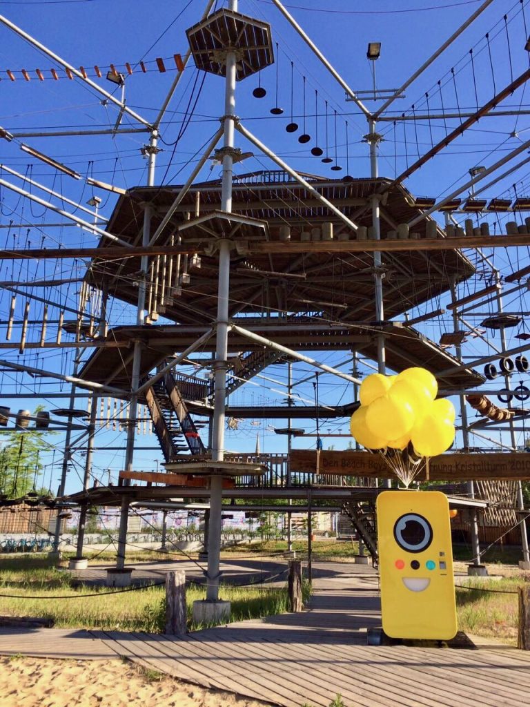 Snapbots Descend on Europe as Snap Inc.’s Spectacles Debut Outside of ...