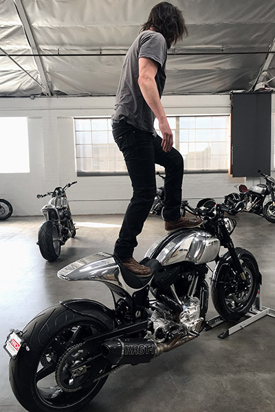 Keanu Reeves Wasn't Fazed by the Life-Threatening Stunts in His ...