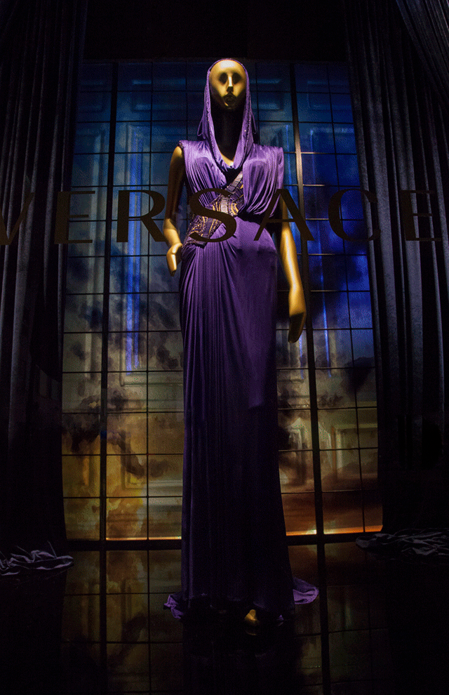 The Ingenious Way Saks Fifth Avenue Became the Preview Destination for ...
