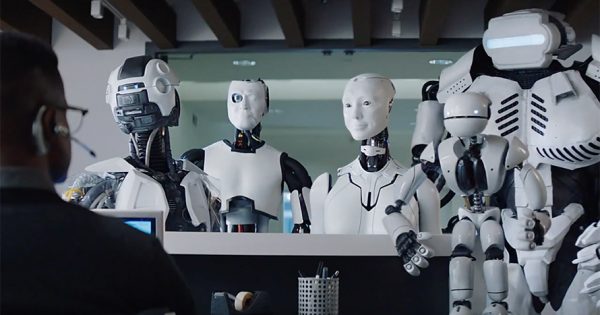 Sprint's Evelyn and Her Posse of Sarcastic Robots Are Back, and They're ...