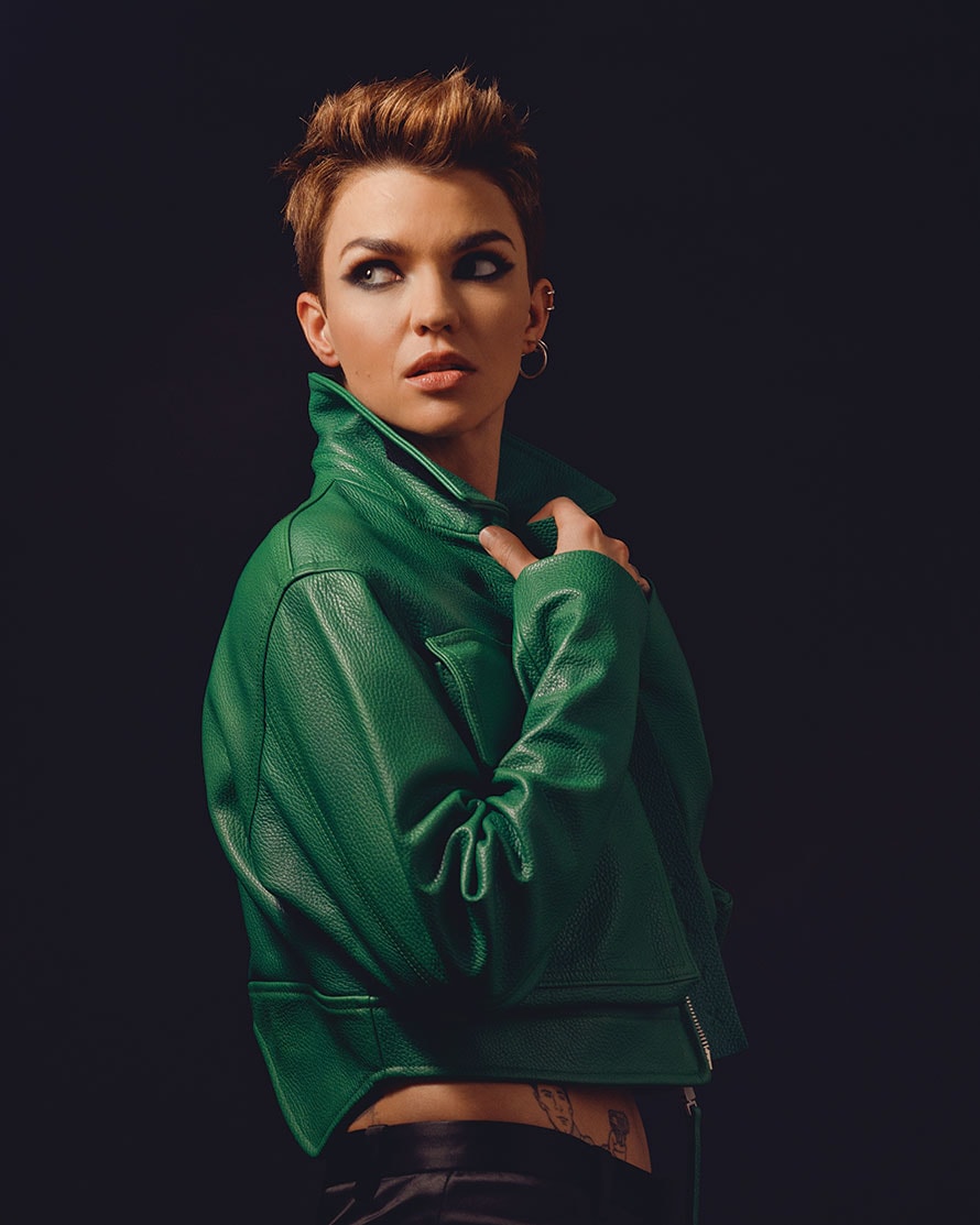 Batwoman’s Ruby Rose Prepares to Make History as TV’s First Gay Live ...