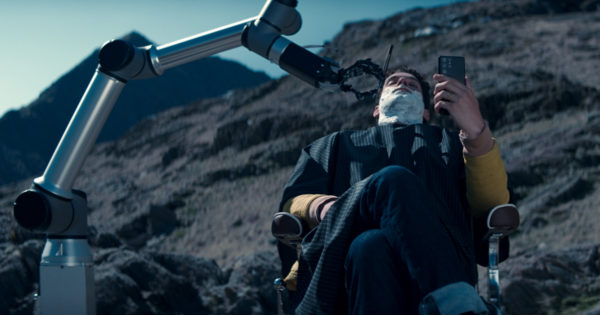 How Mobile Brand EE Used a Robot Barber to Hook People on 5G