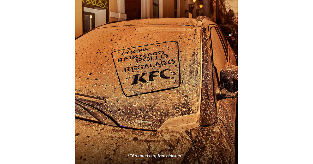 KFC Asks Spaniards to Draw Logo on Desert Sand-Covered Cars