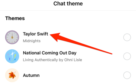 Instagram: How to Use the Taylor Swift Chat Theme