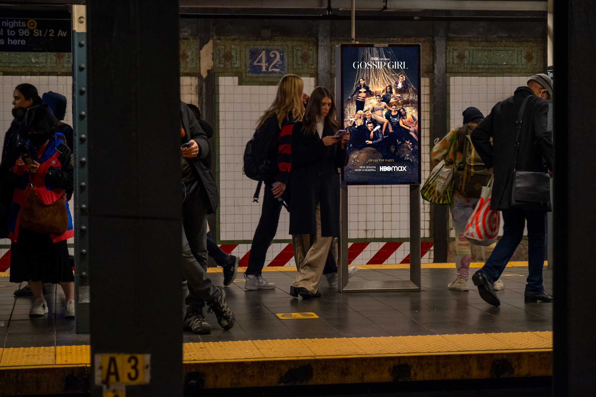 Outfront Media Takes Social, OOH Combo to Next Level With Revamped ...