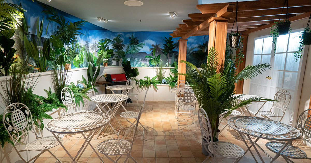 Golden Girls Kitchen Is Selling Nostalgia (and Cheesecake)