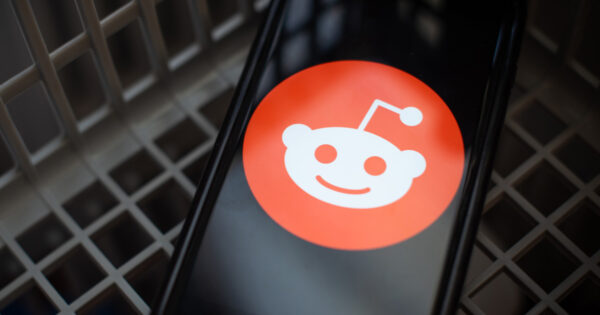 Why Reddit's COO Thinks It Might Be AI-Proof